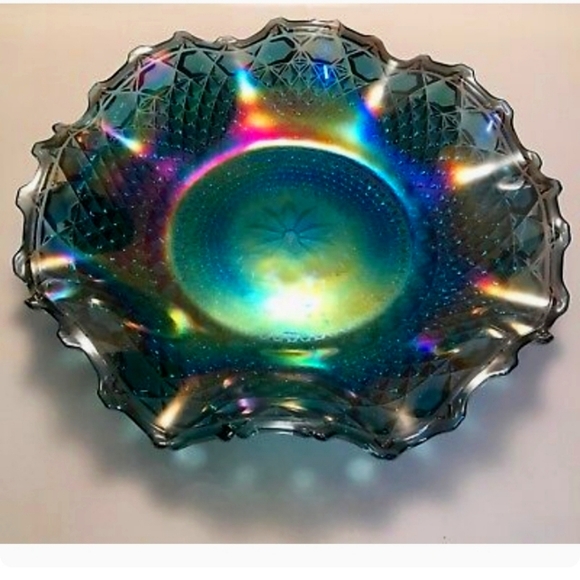 carnival glass | Accents | Vintage Carnival Glass Plate | Poshmark